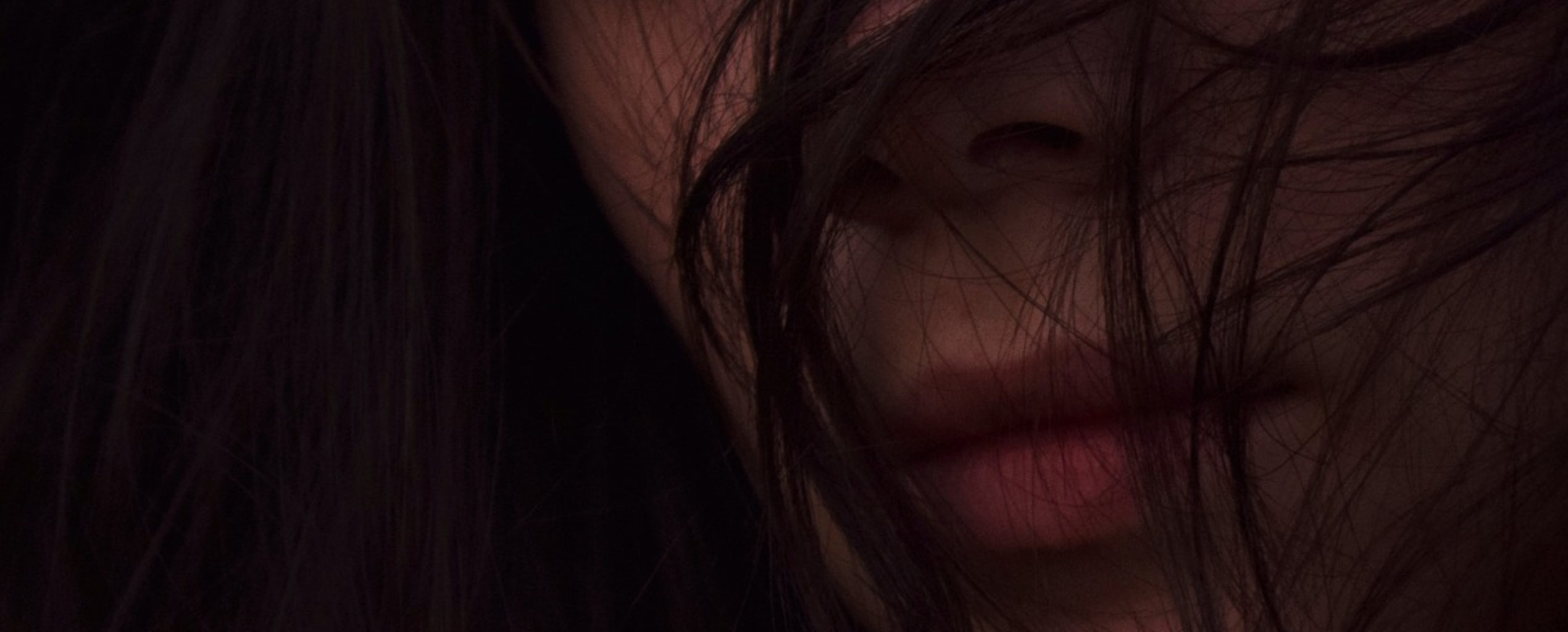 ECPAT UK presents 120,000 strong petition to Downing St.